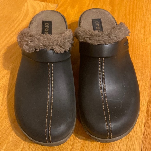 CROCS | Shoes | Crocs Ladies Faux Fur Lined Clogs Size 9 M | Poshmark